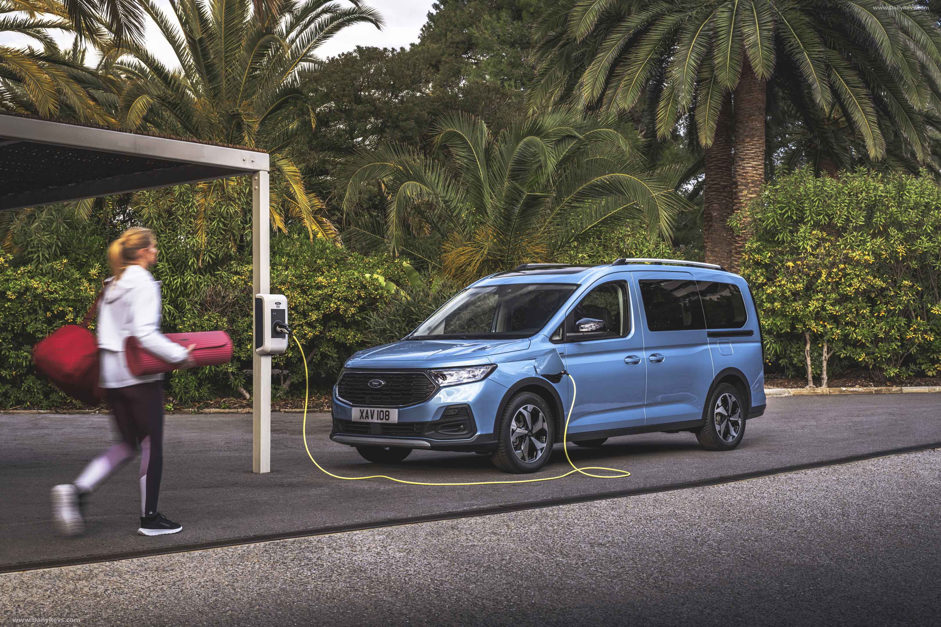 Ford Transit and Tourneo Connect PHEV